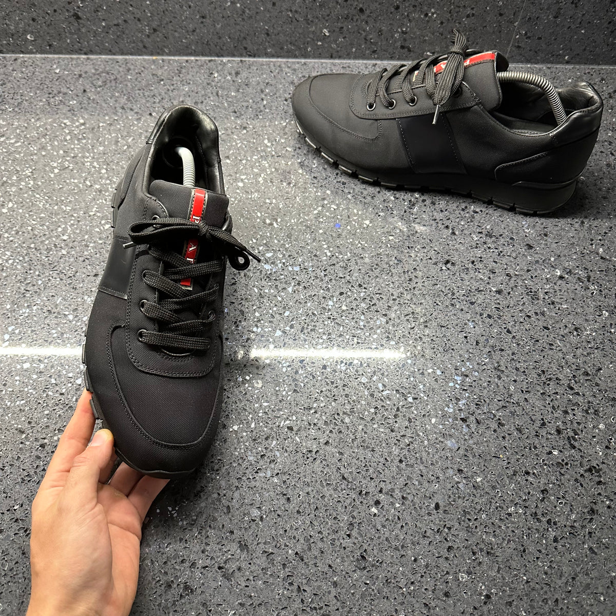 PRADA MENS RUNNERS BLACK EU 44 (FIT A UK 10 / 10.5) – Lovedkicks