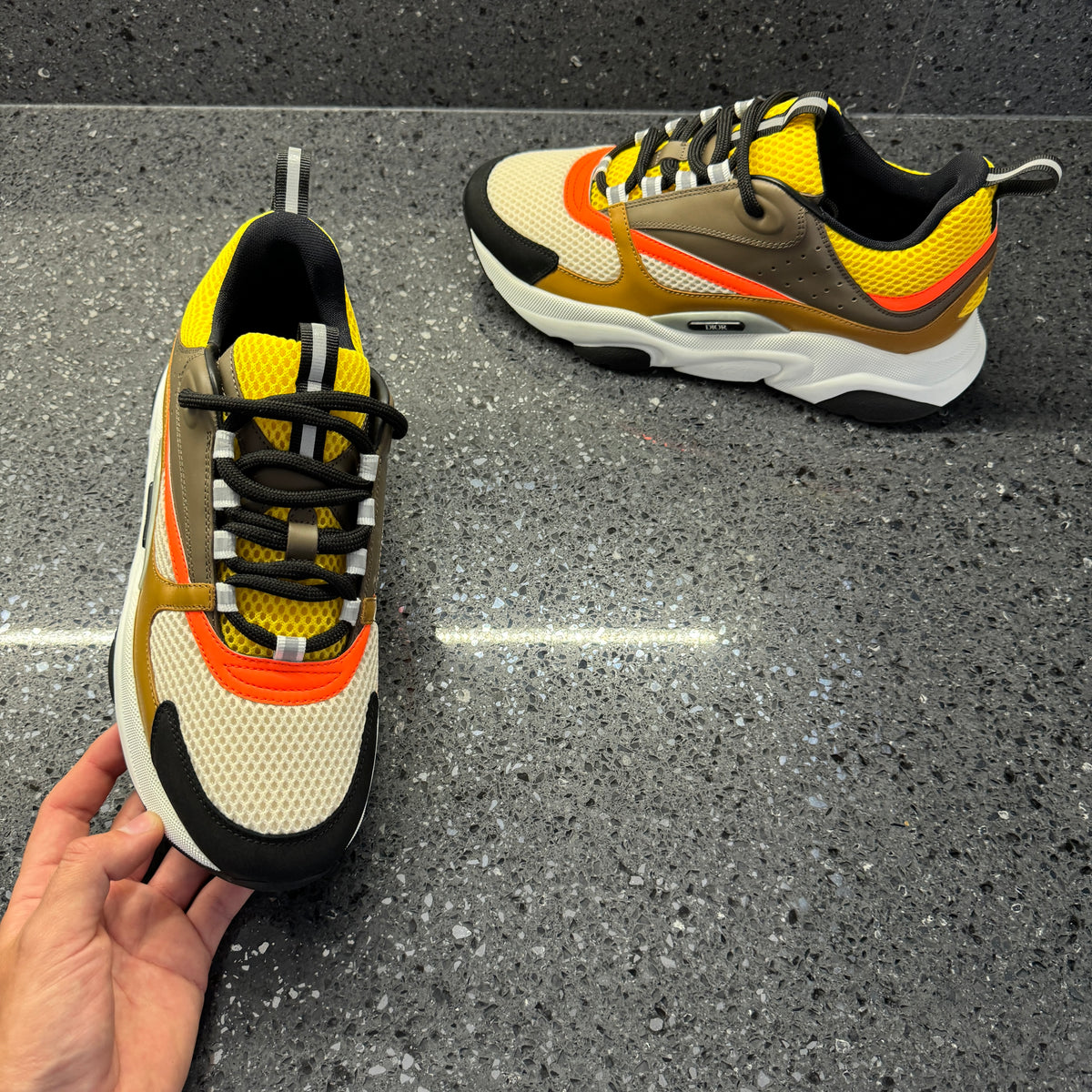 DIOR B22 MENS MULTI EU 42 (FIT A UK 8) – Lovedkicks